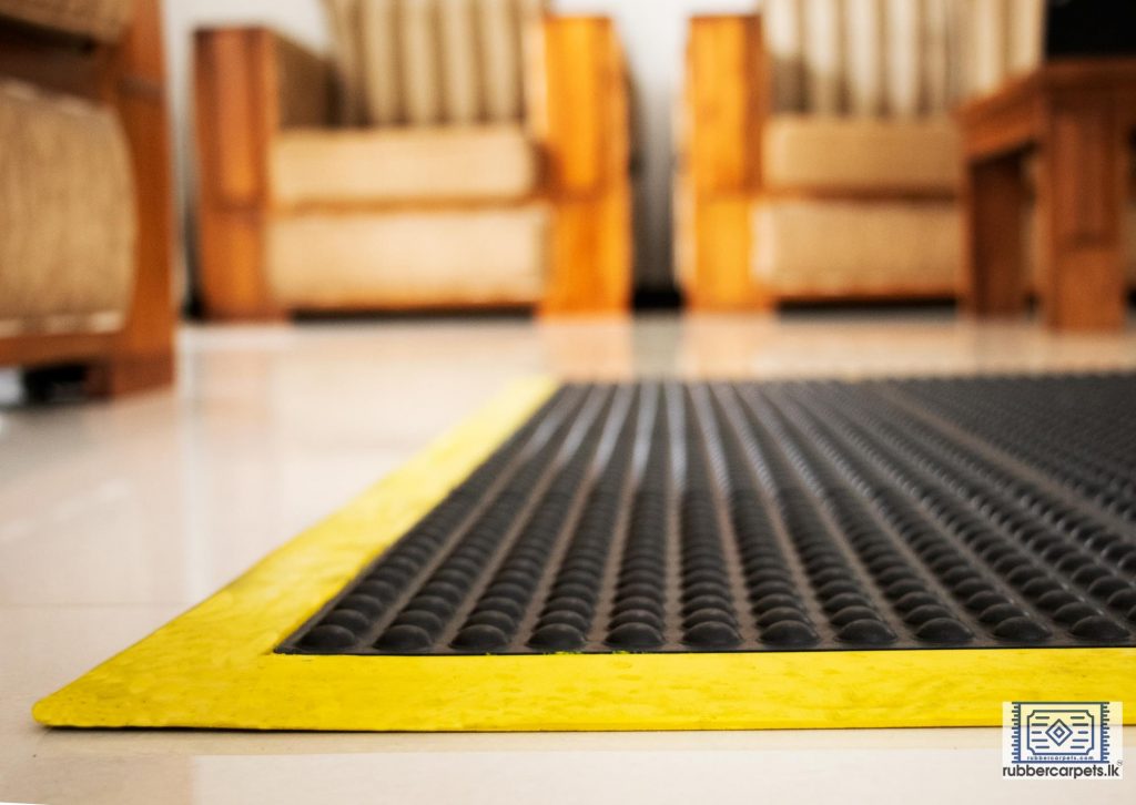 8 Bubble Carpet - Yellow Border - Rubbercarpets.lk